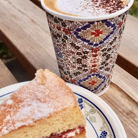 Café - Flo's | The Place in The Park